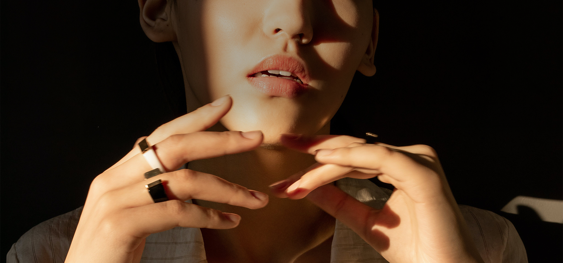 Body Part Modeling – Hands, Feet & Facial Feature Talent