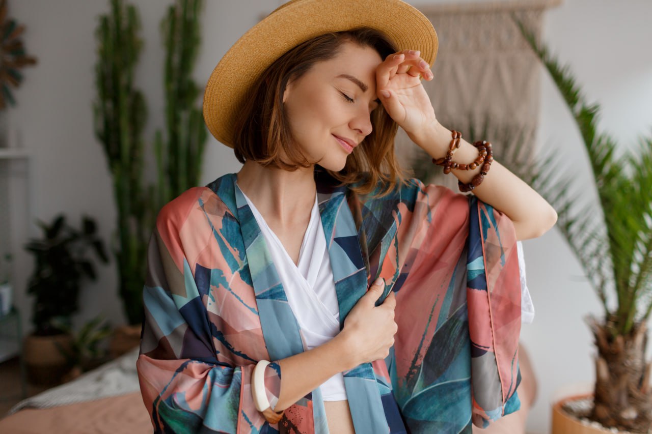 Spring/Summer 2025 Silk Scarf Trend – Must-Have Looks